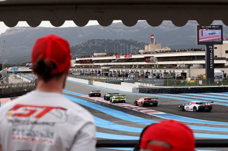 GT World Challenge 2025 - VarSports